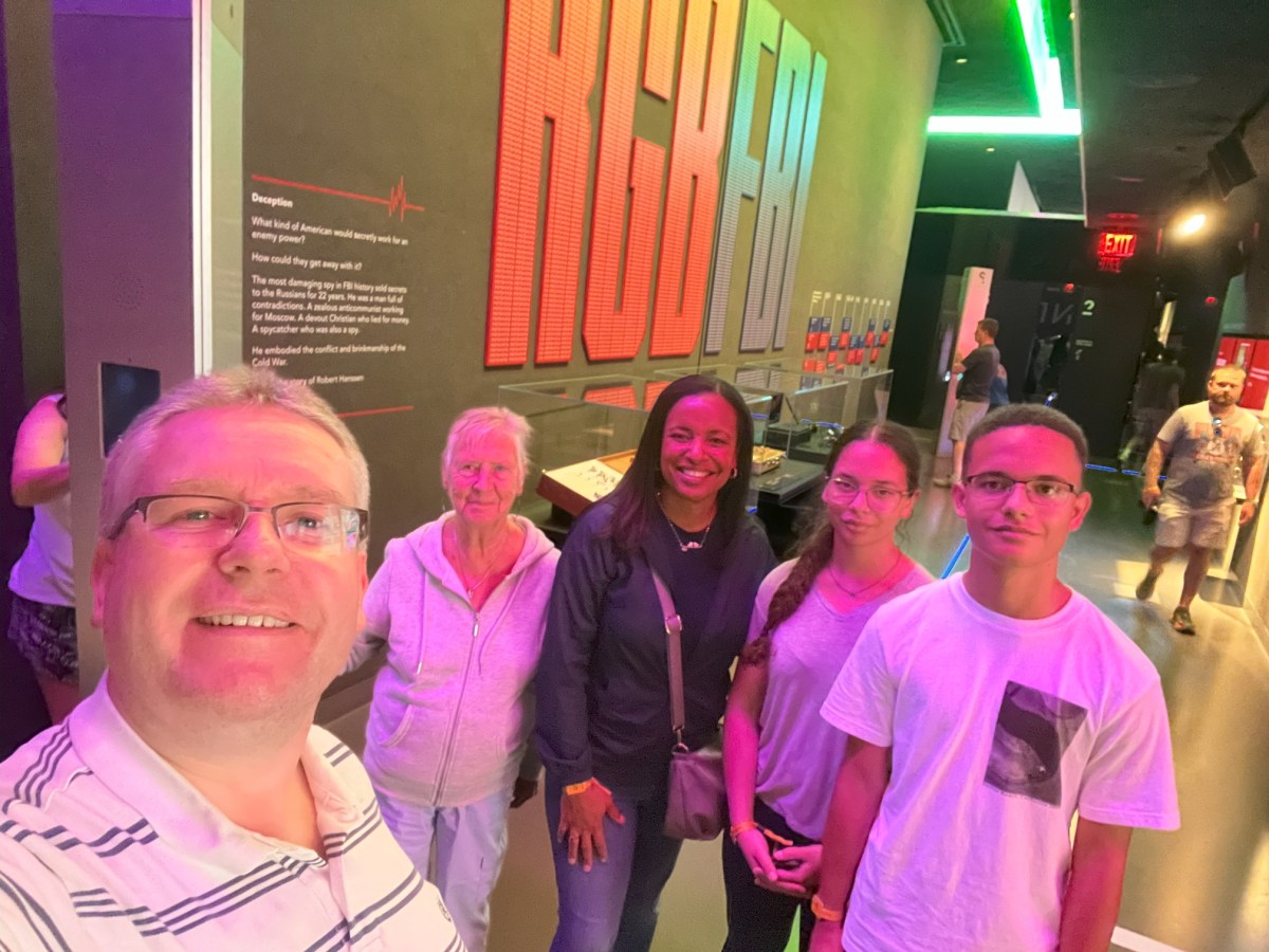 New York City: Spyscape & Ellen’s Stardust Diner – Family Travel ...